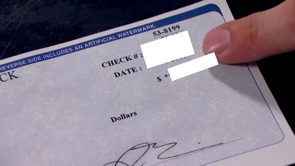 Estafadoras engañan a una mujer con cheque falso en Felipe Carrillo Puerto